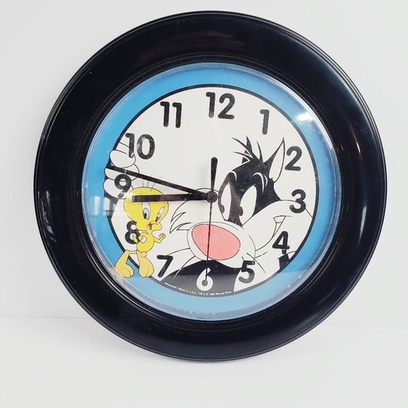 Wall Decor | Looney Tunes Tweety And Sylvester Hanging Wall Clock 1994 ...